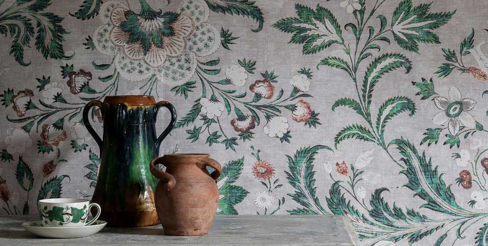 How to Use Wide Width Wallpaper Designs | Interiors Style Guide